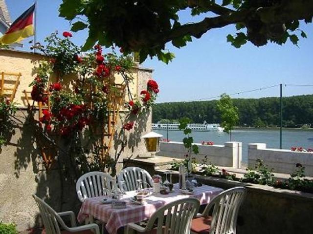 Bett + Bike - Rhein-Hotel Nierstein - Platen's Gastronomie | Unterkunft